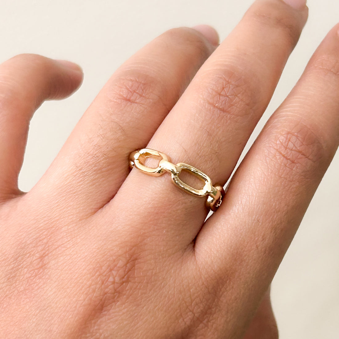 Petrina Ring – Ivelle